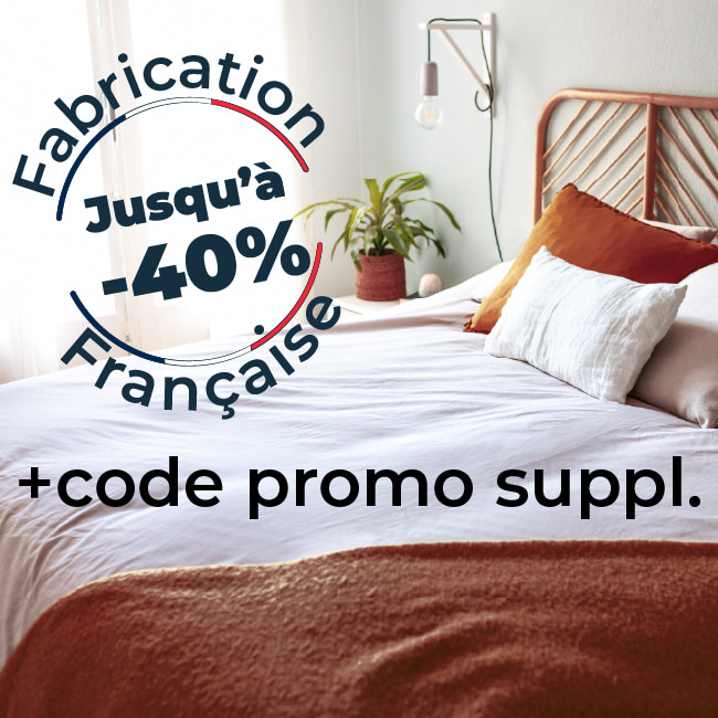 Armoire 3 portes 3 tiroirs en bois massif blanc - AR12048